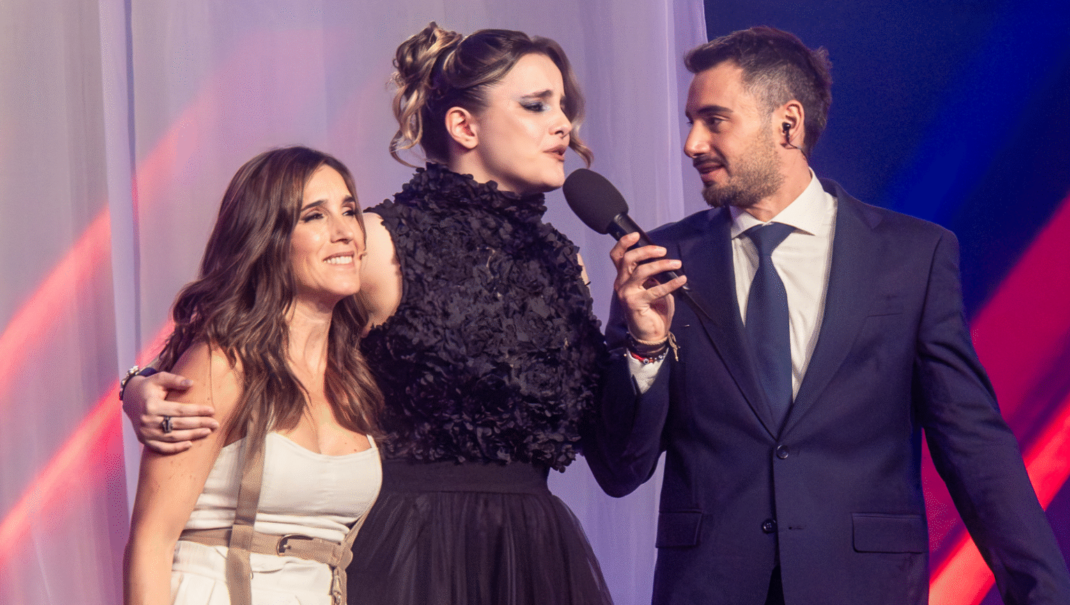 La Voz Argentina: Soledad pidió perdón al eliminar a Valentina Otero en ...